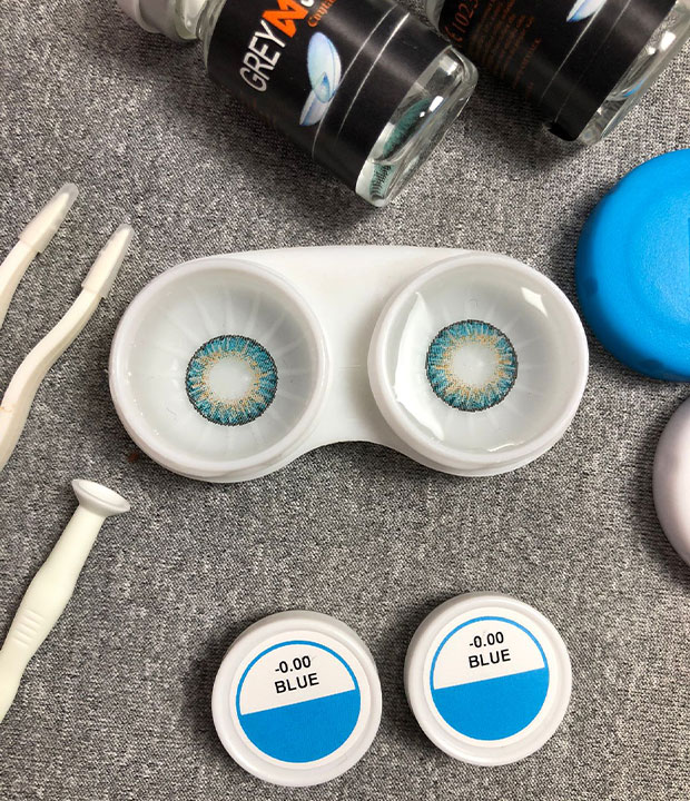 Vivid Blue Contact Lens - Saisaa